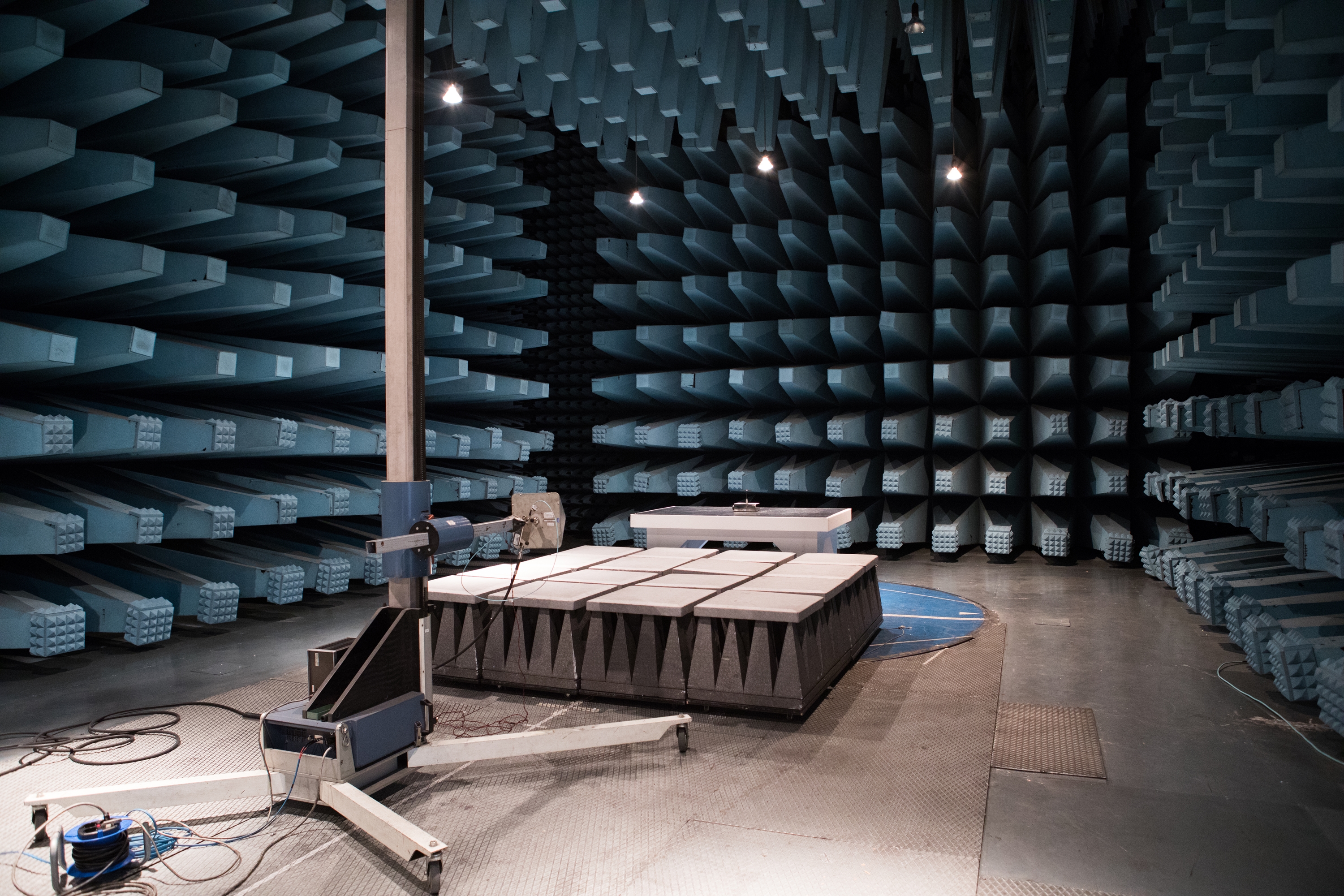 Servizi FCC e ISED Nemko Italy